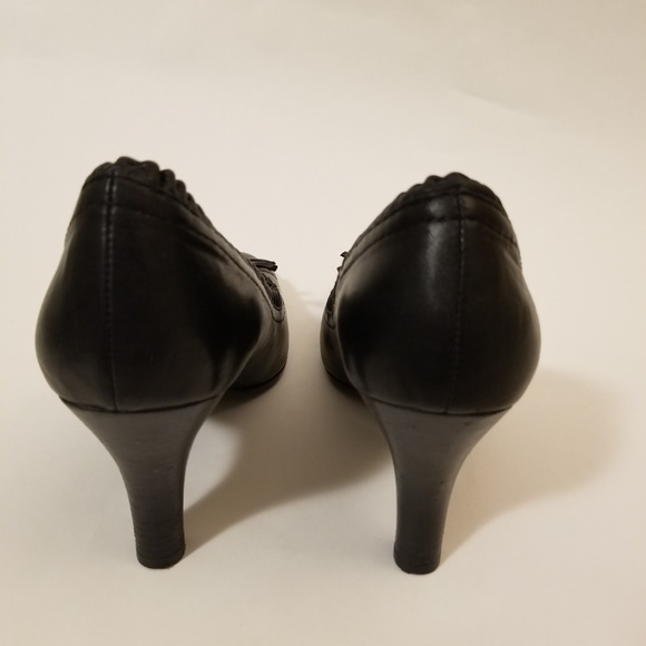 Hilary Radley | Shoes | Hilary Radley Black Pumps W Ruffles And Bow ...
